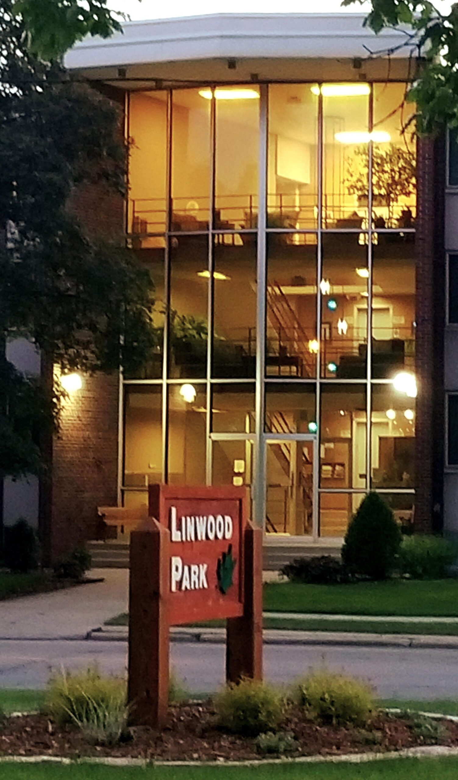 Volunteer – Fox Valley Lutheran Homes